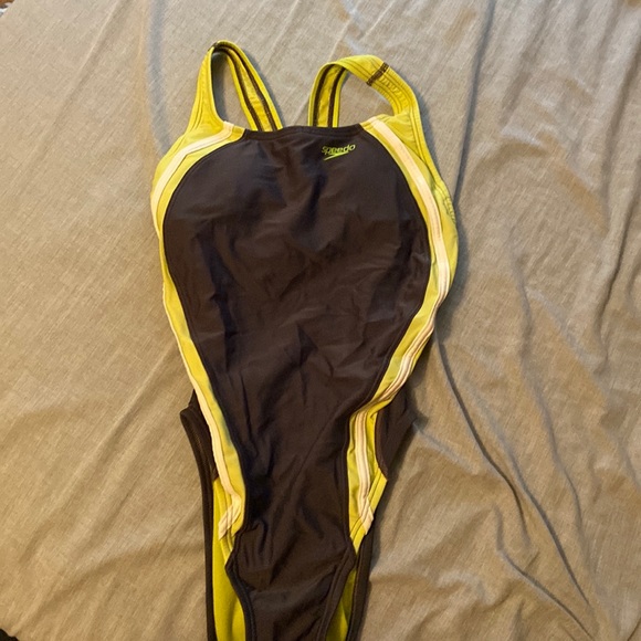 Speedo | Swim | Teen Girl Speedo Piece Swimwear | Poshmark